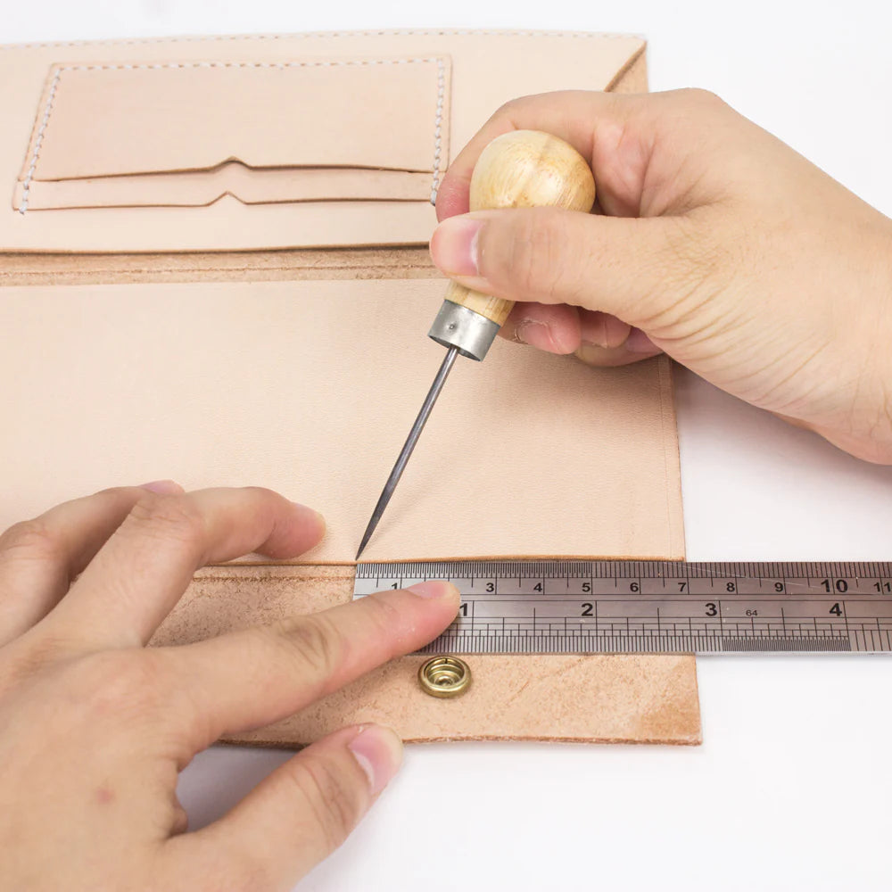 IVAN Scratch Awl Short – Mollies